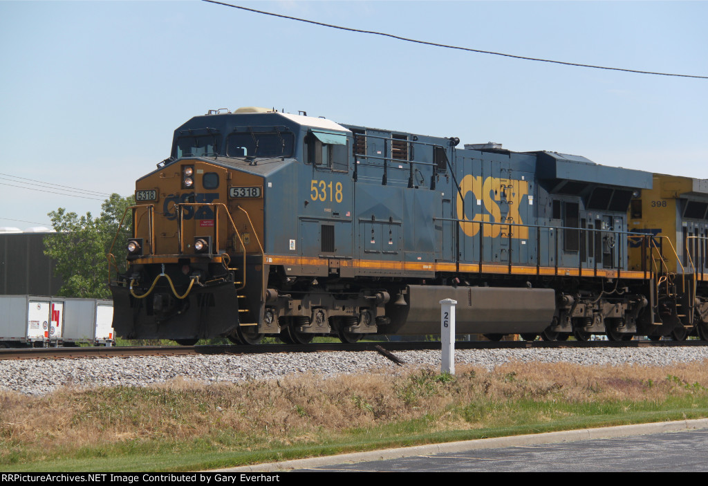 CSX ES44DC #5318